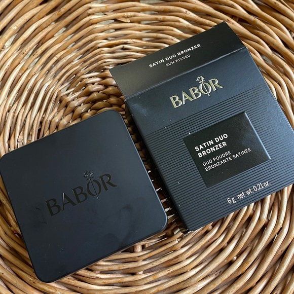 Babor | Makeup | Like New Babor Germany Satin Duo Bronzer | Poshmark